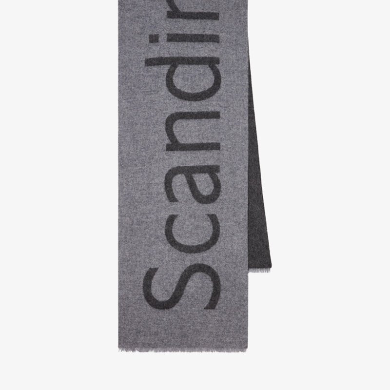 sas scarf